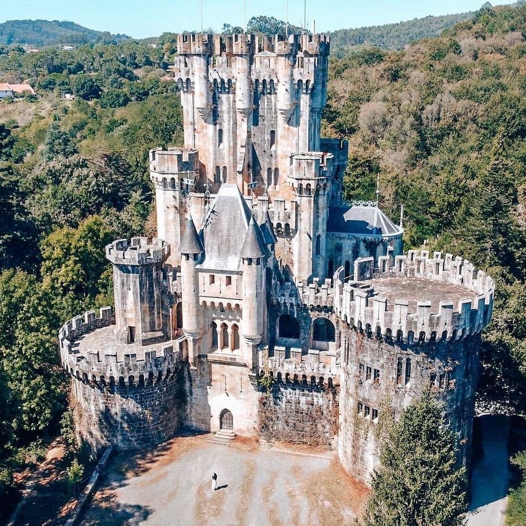 3 CASTELOS HISTÓRICOS PARA CONHECER NA ESPANHA - meionorte.com